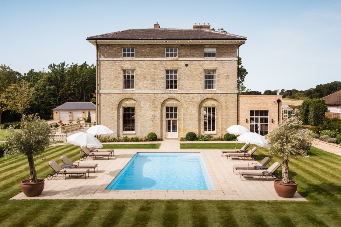 Luxury cottages with private saunas | Unique Homestays - England