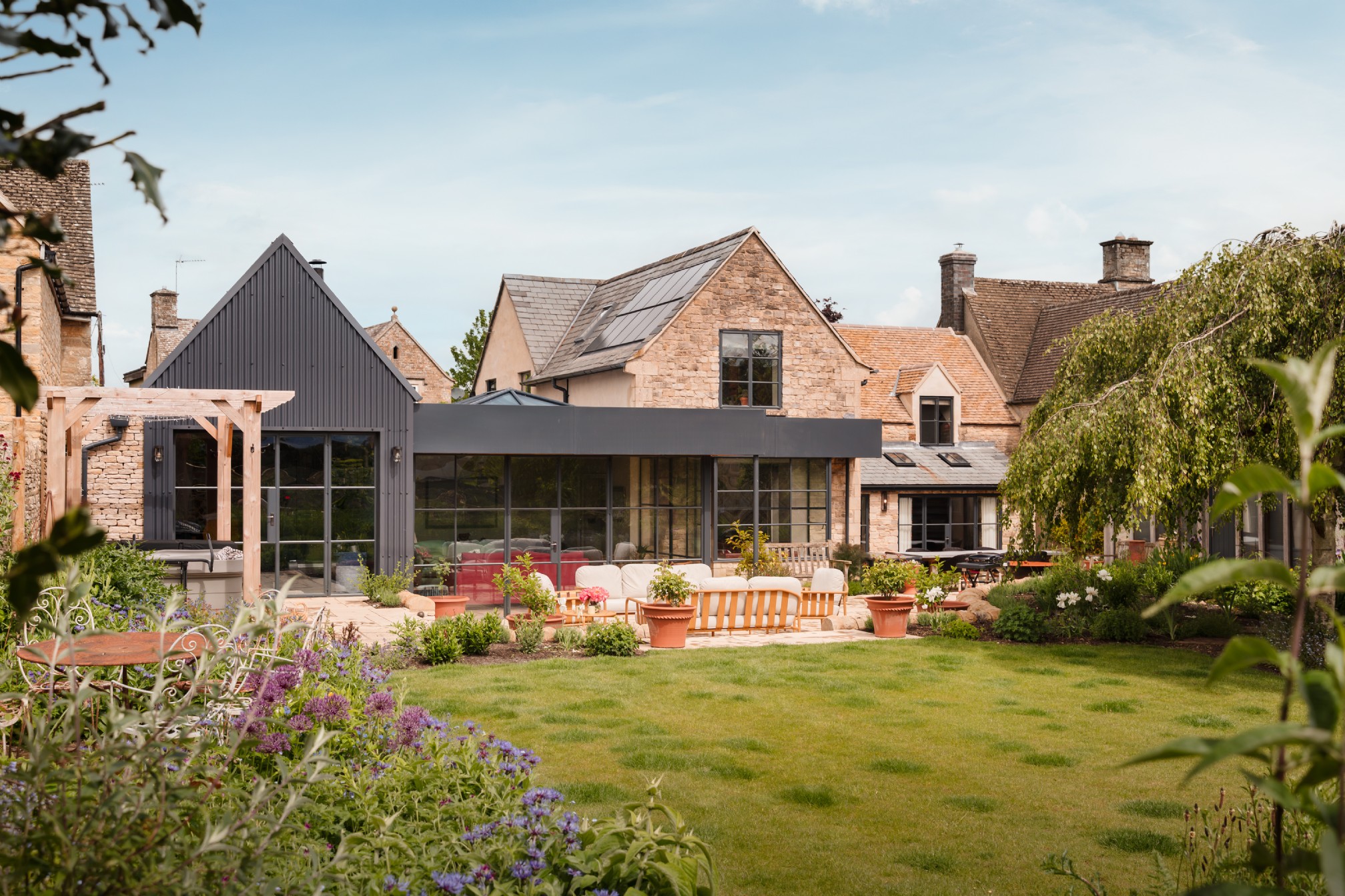 Lantern House | Luxury Self-Catering Cottage | Chipping Norton, Cotwsolds