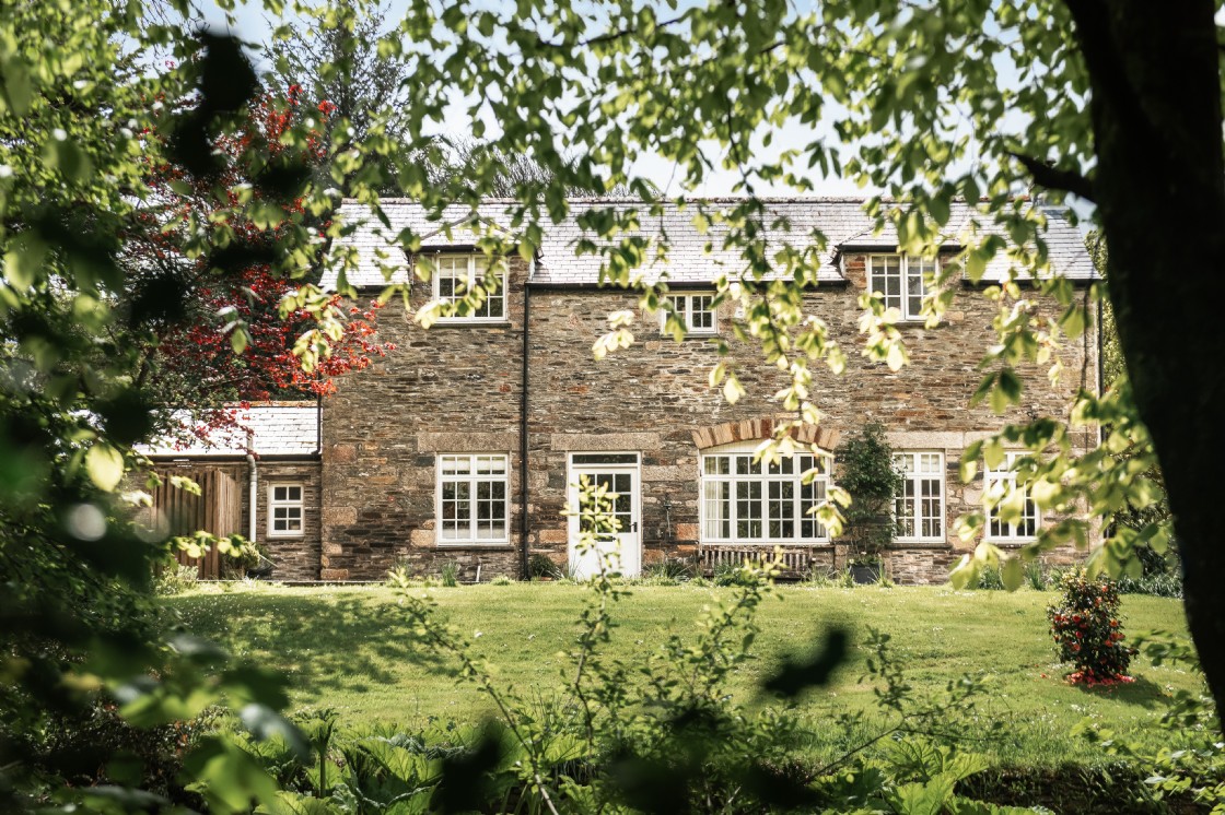 Luxury cottages in the UK | Unique Homestays